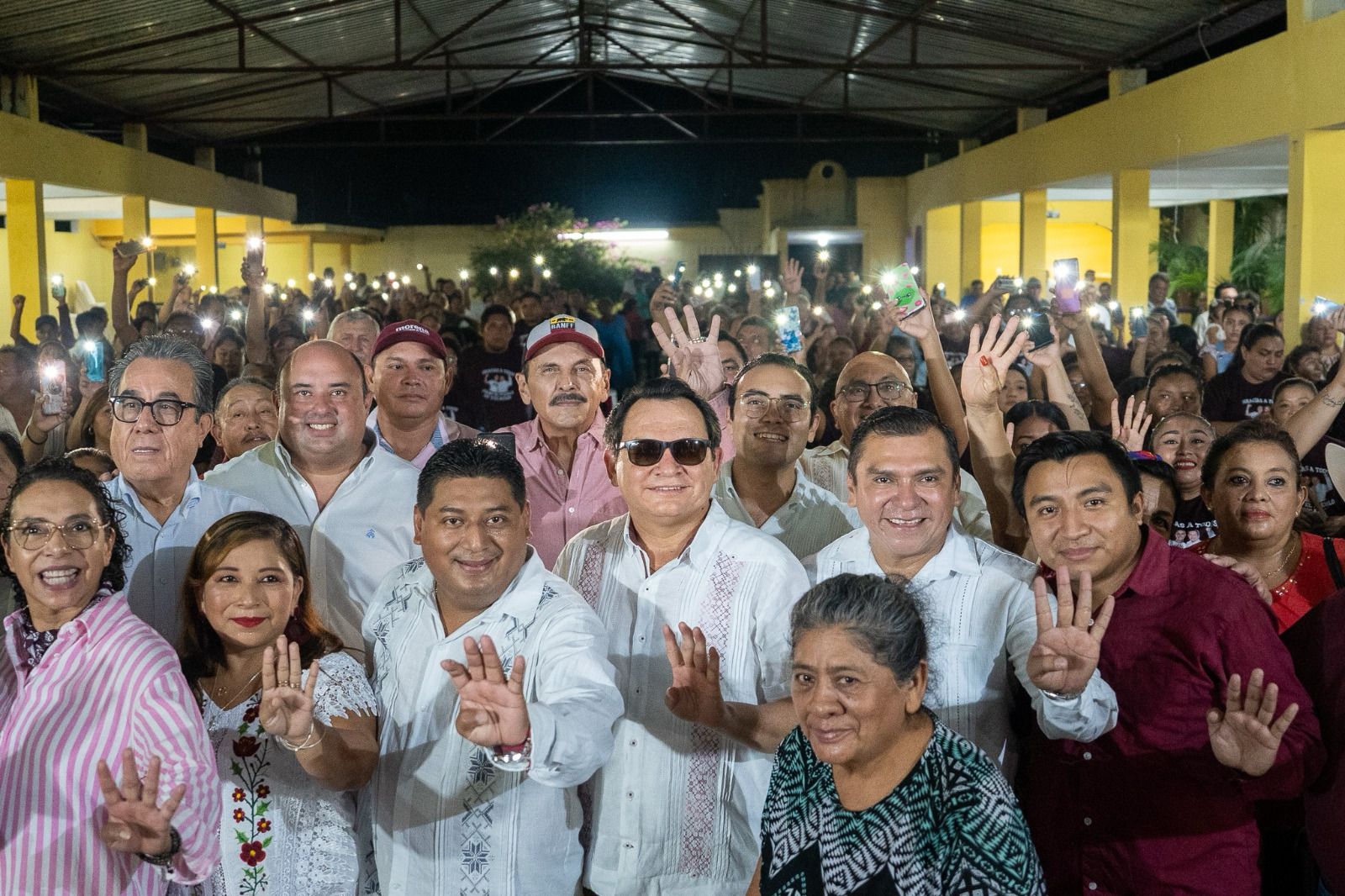 Inicia Huacho Díaz Mena sus giras de agradecimiento | Yucatan Directo
