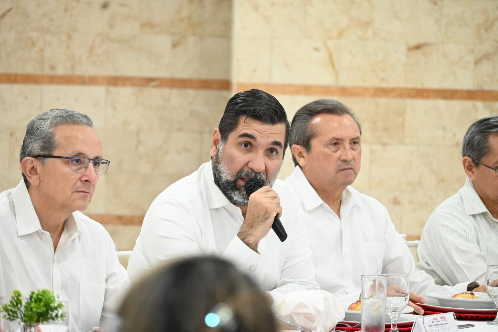La CMIC, generadora de soluciones a grandes temas: Luis Mendez ...
